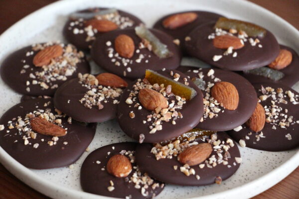 Mendiants au chocolat fait maison - Facile - LBHL Diététique